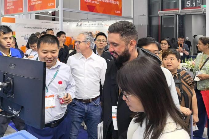 SHENFA Shining Brilliantly in Shanghai